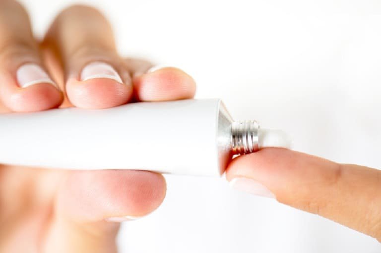 Thuốc Bexinclin trị mụn sử dụng đúng cách như thế nào?